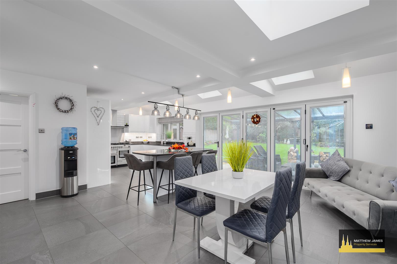 Ebro Crescent, Binley, Coventry *Beautiful Throughout* - Matthew James ...